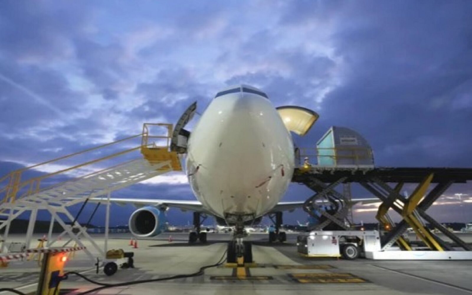 Inside Amazon Air’s first-ever Airbus A330 freighter: video