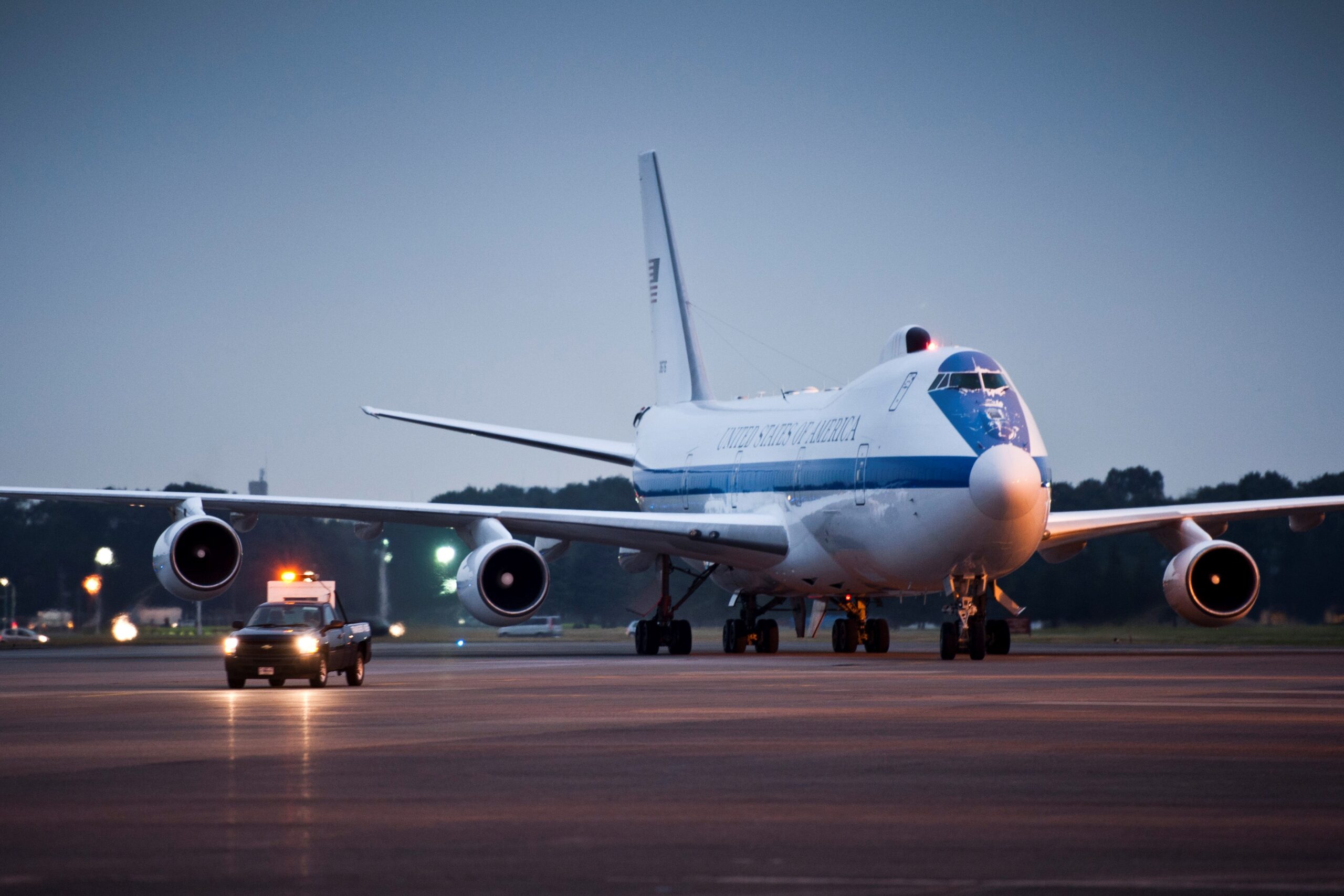 SNC buys Korean Air 747-8s for 'Doomsday Plane' replacement