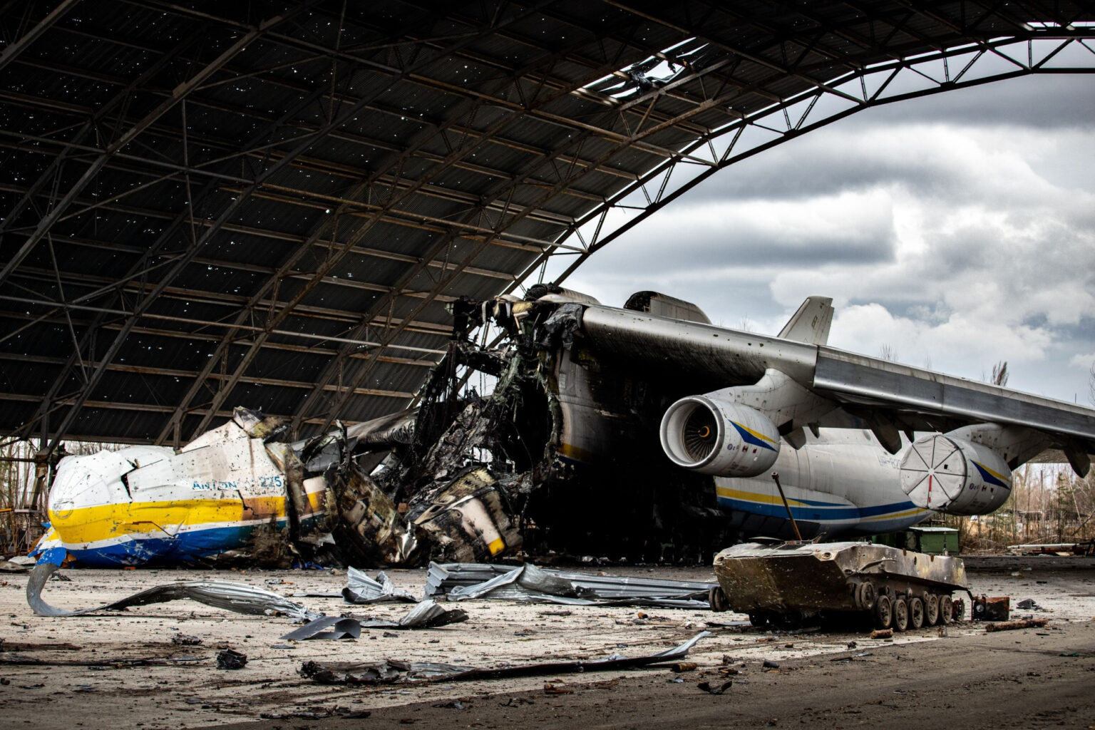 Microsoft Flight Simulator releases DLC to help rebuild Antonov An-225 ...