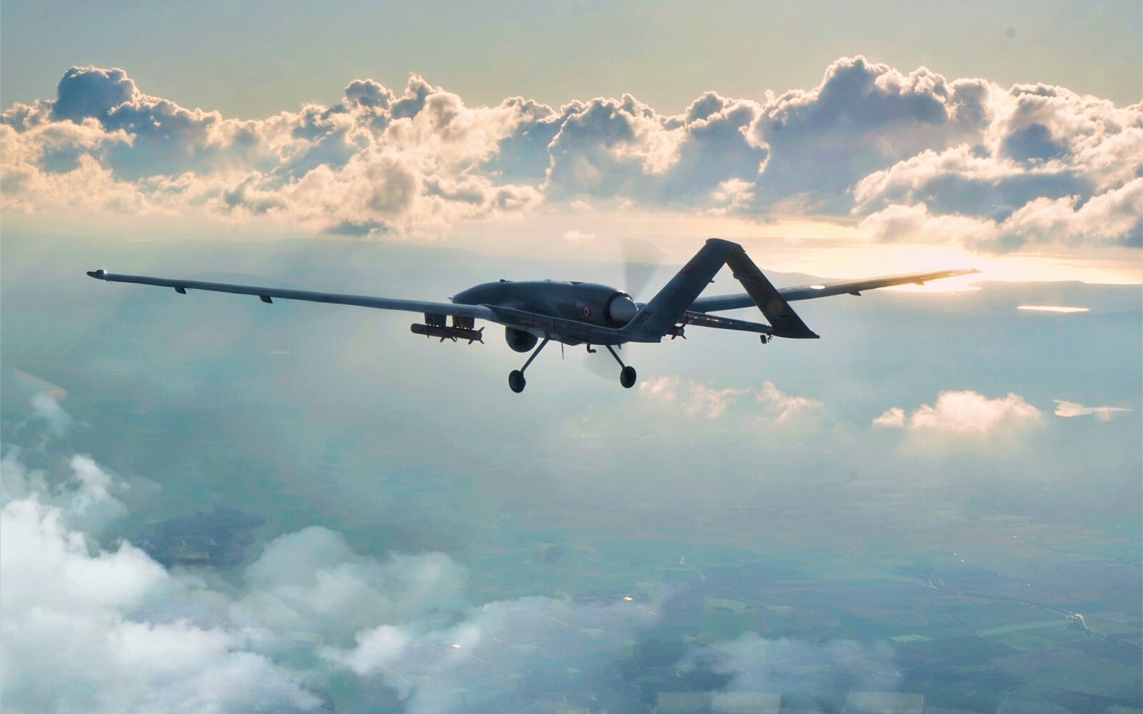 Kuwait orders Baykar's TB2 drones in $370 million deal - AeroTime