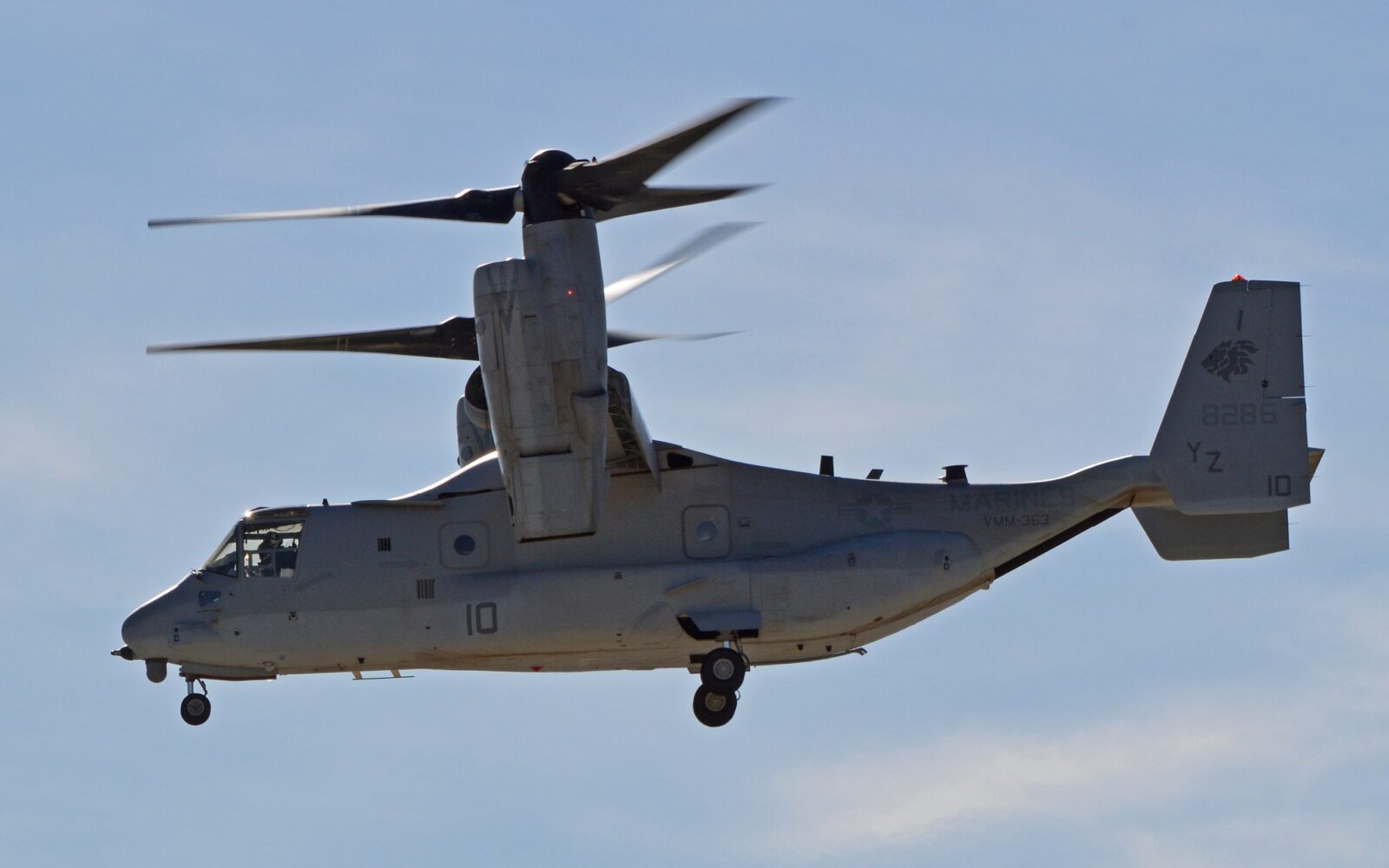 USAF Osprey crashes off Japan coast, one dead, five missing