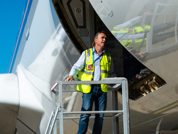 Want to be a pilot at Qantas? Here’s a guide to the airline’s training ...