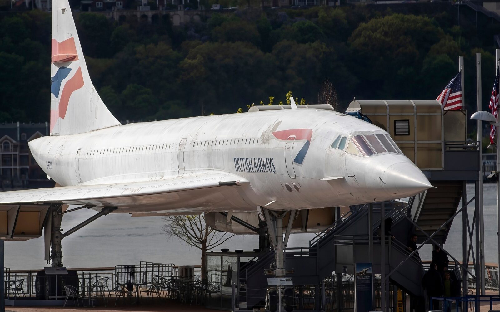 New York’s Intrepid Concorde is getting a new paint job - AeroTime