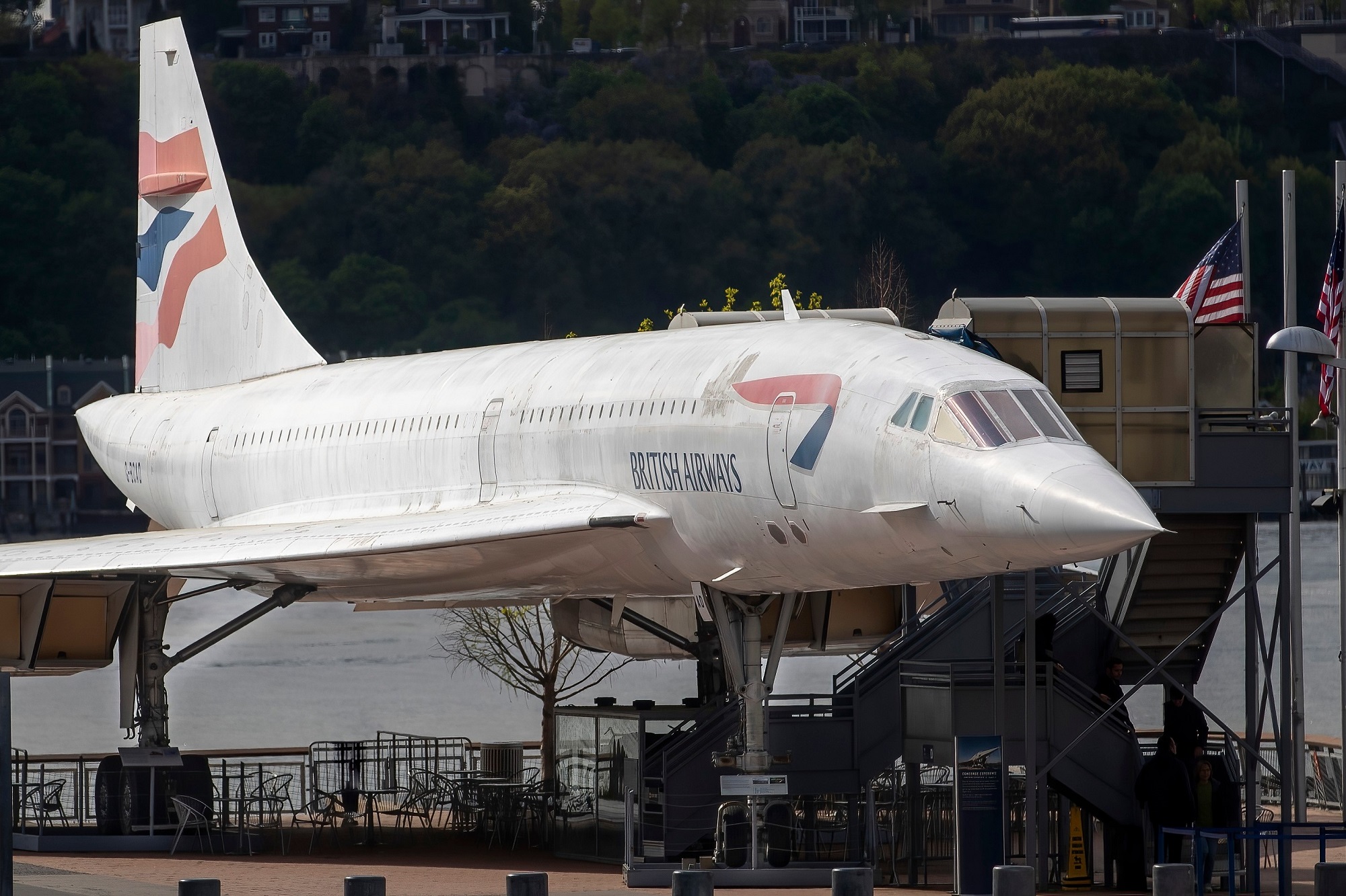 New York’s Intrepid Concorde is getting a new paint job - AeroTime