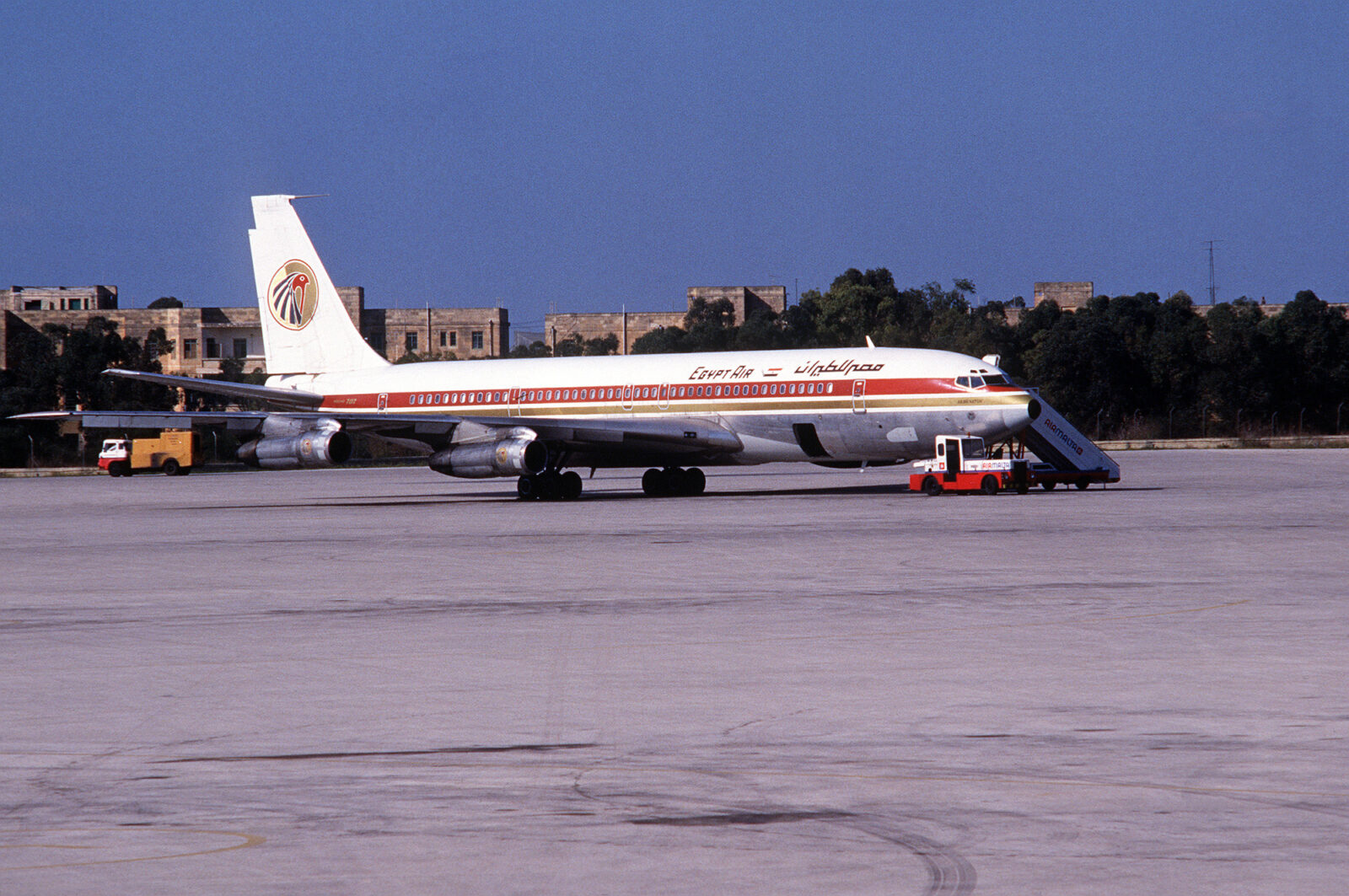 The Boeing 707 - the first jetliner that changed aviation