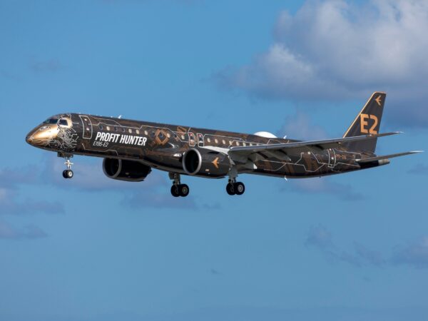 NASA collaborators unveil hybrid electric aircraft liveries