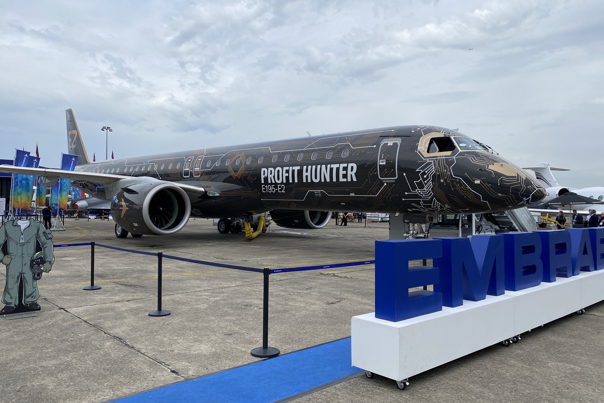 Embraer secures aircraft orders from lessors and airlines - AeroTime