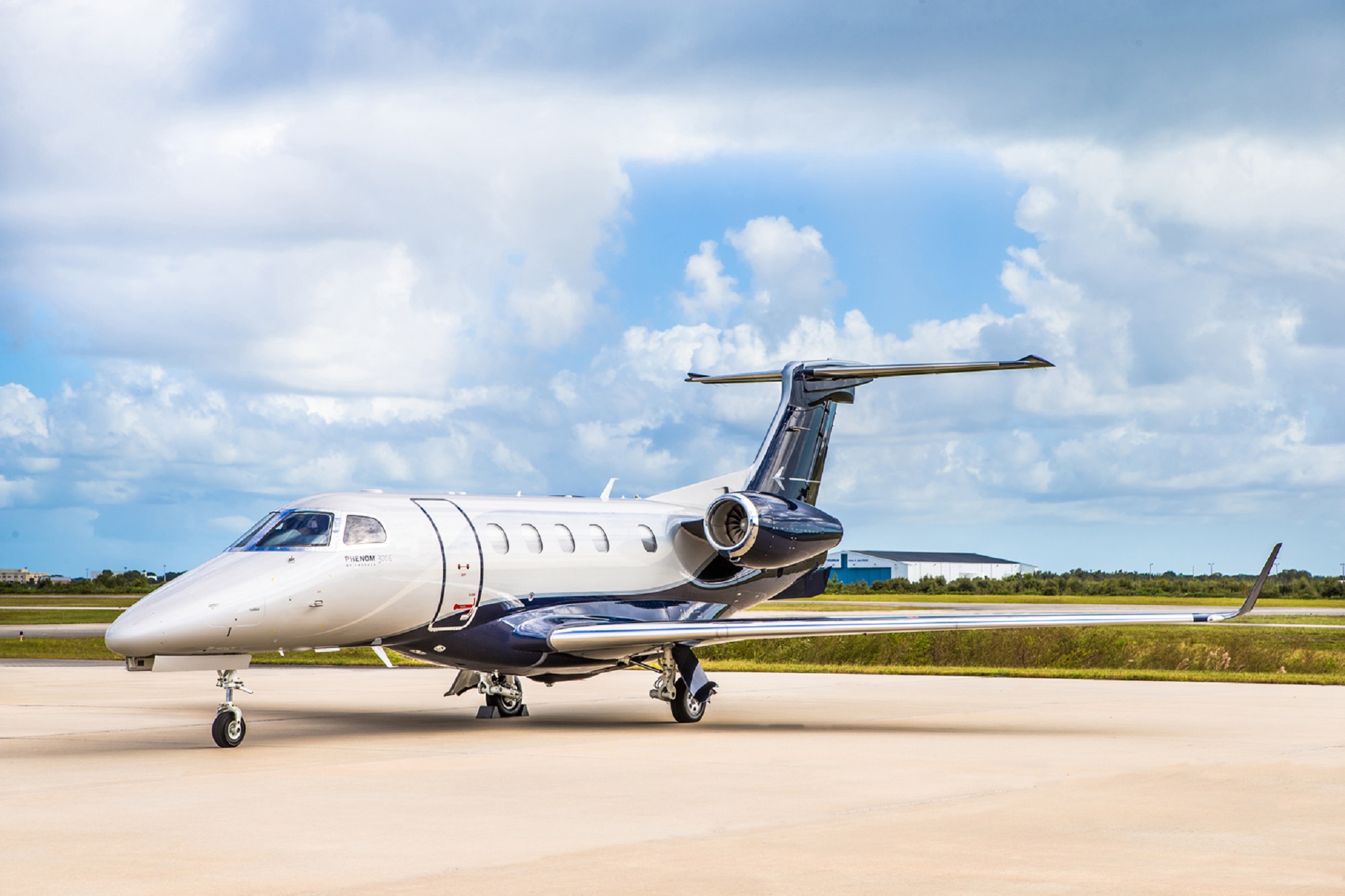 Embraer and CAE launch new Phenom 300E full-flight simulator