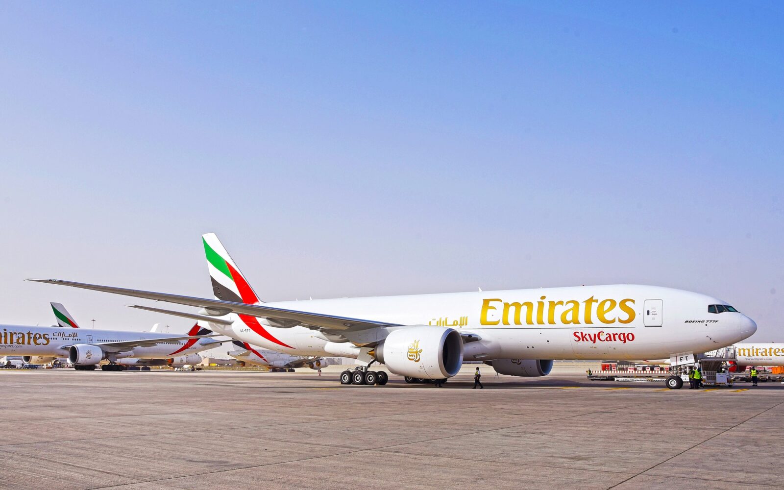 Emirates weighs up options for future fleet requirements