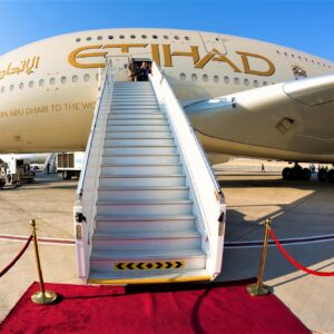 Etihad Airways welcomes its first Airbus A380 out of storage - AeroTime
