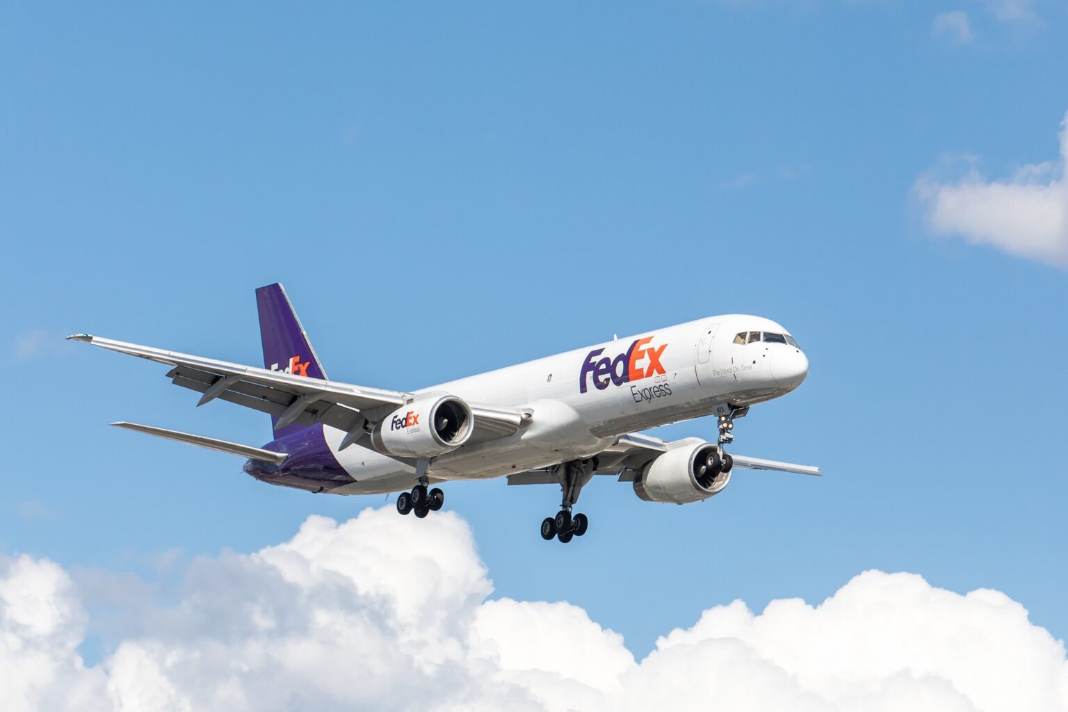 FedEx Express to retire 22 Boeing 757 freighters as downturn continues ...