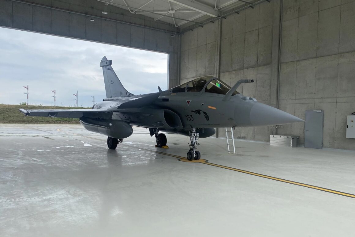 Croatia receives first batch of Dassault Rafale fighter jets