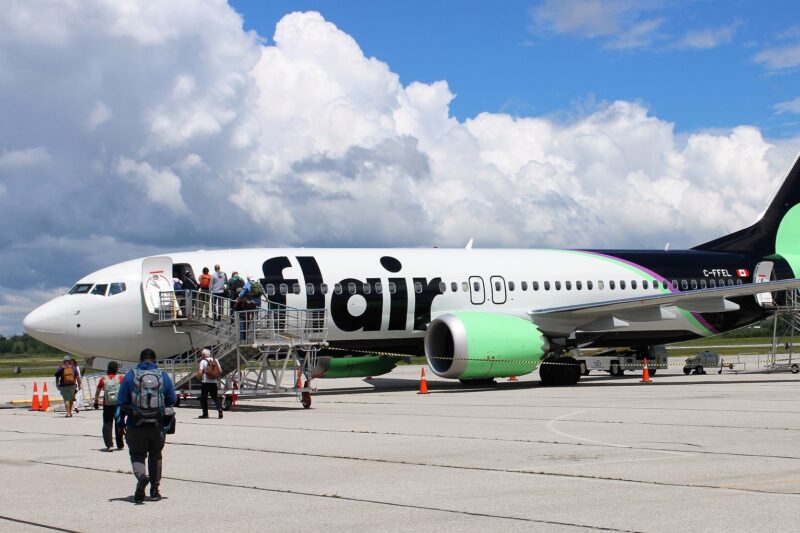 Flair Airlines offers passengers on-time guarantee scheme