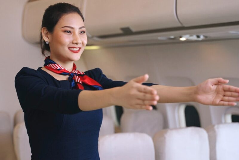 Safety demonstration: two minutes which might save your life - AeroTime