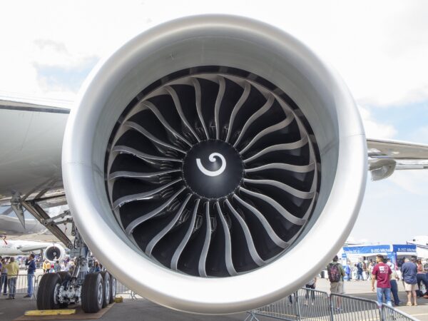 ATR unveils plans for hybrid version of its best-selling turboprop ...