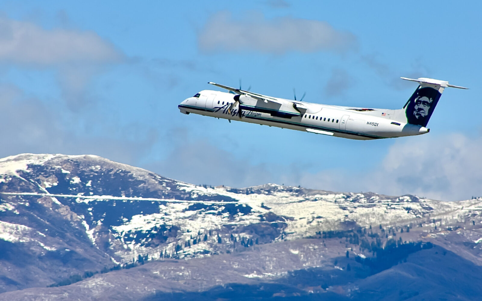 Crash of stolen Horizon Air Q400 raises safety concerns