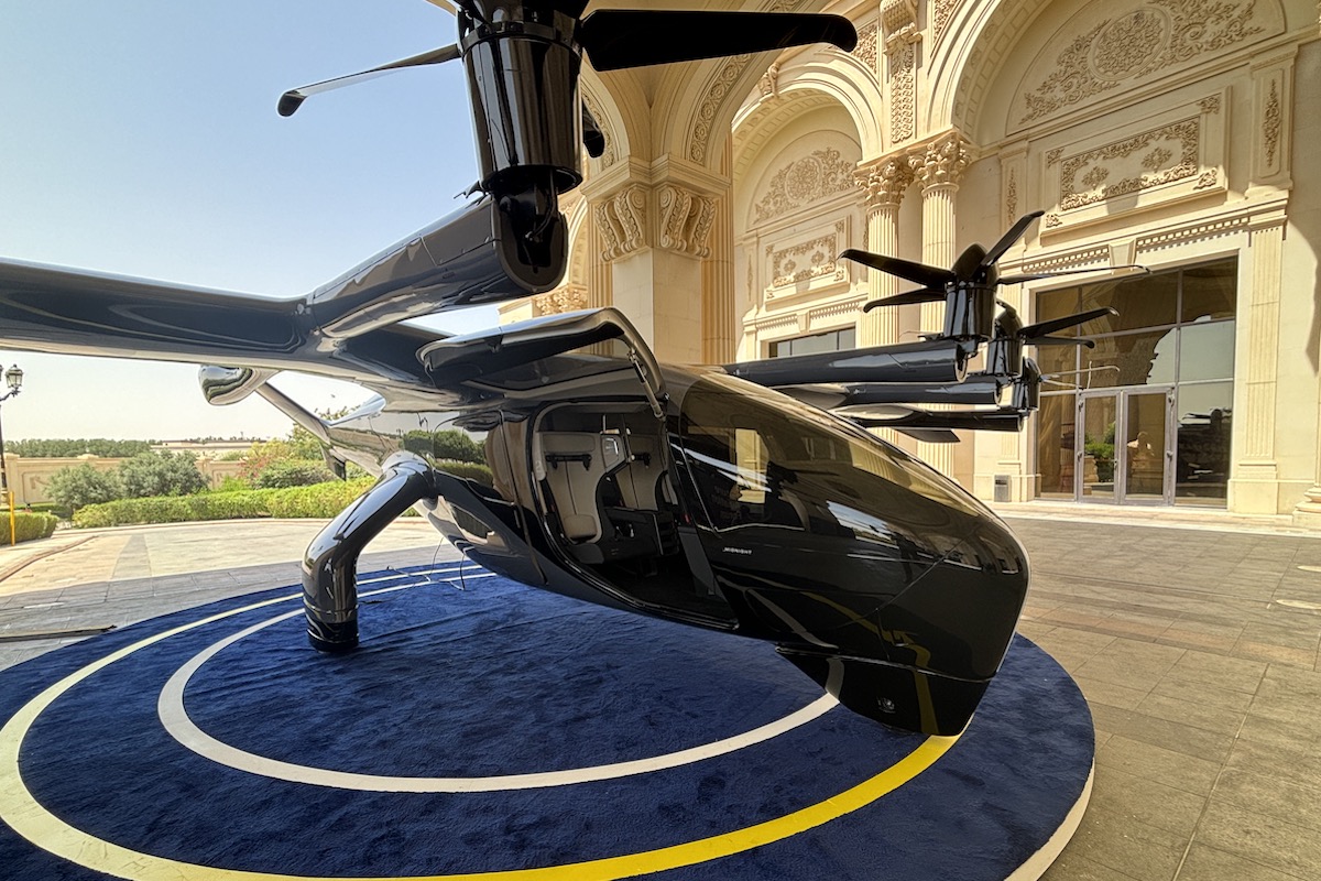 Archer CCO shares eVTOL rollout plans in the Gulf: video - AeroTime