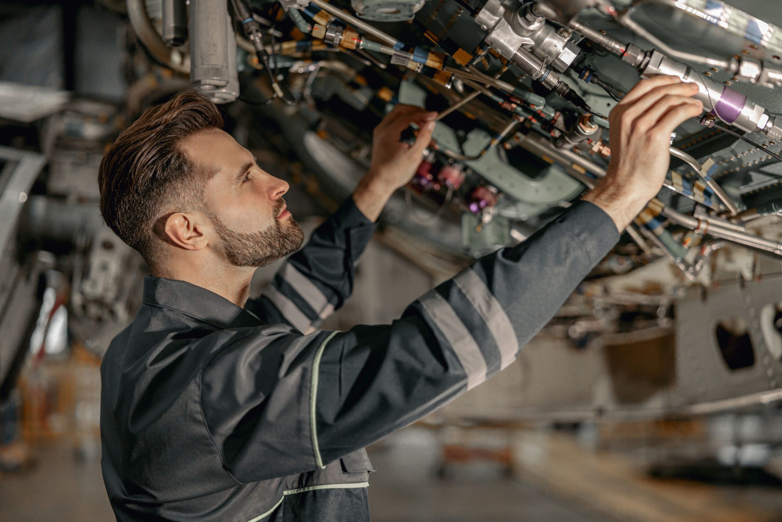 Demand for aircraft engineers and technicians to surge