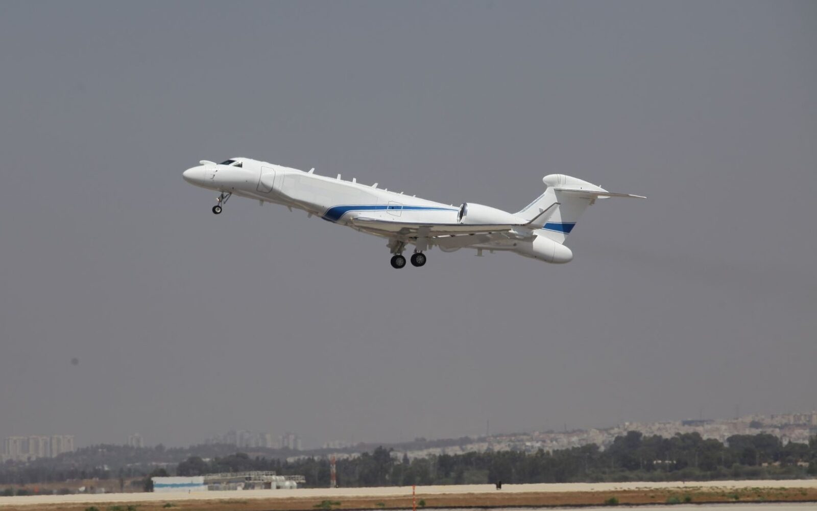 Israel debuts new Oron observation aircraft in Gaza