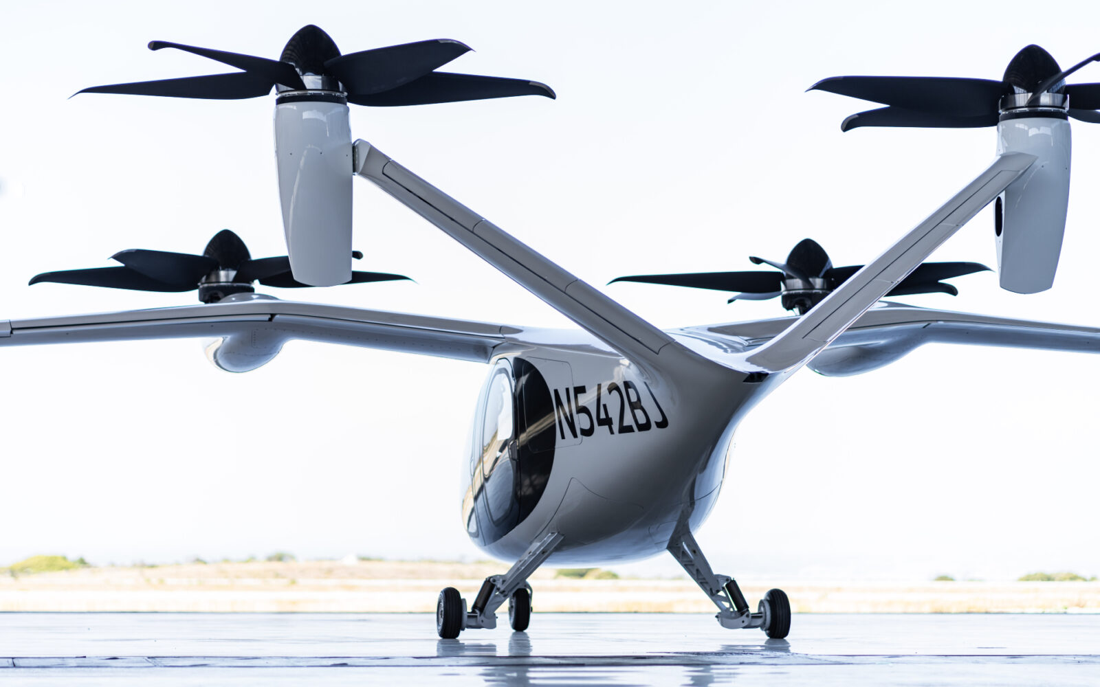 The pilots who will fly the first commercial eVTOL flights - AeroTime