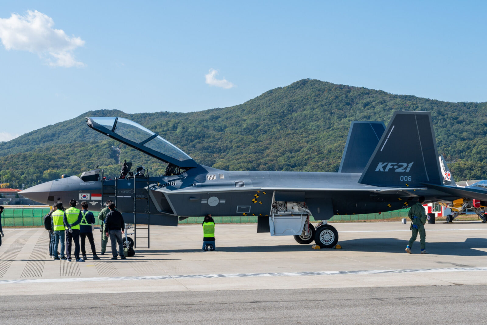 Revealed: Top 10 best fighter jets in the world in 2024