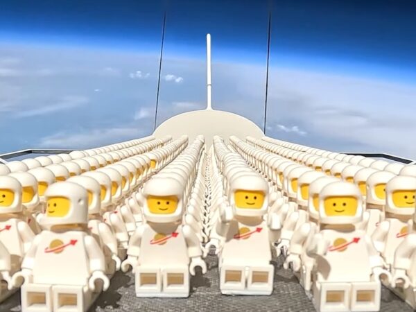 Virgin Galactic completes successful launch into space