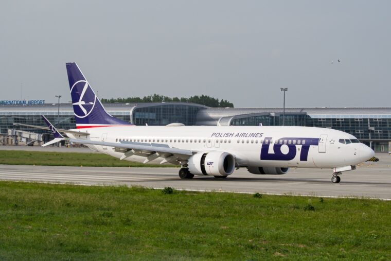 LOT Polish Airlines to lease three Boeing 737 MAX 8s from BOC Capital ...