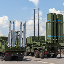 Airbus launched loyal wingman demonstrator from A400M - AeroTime