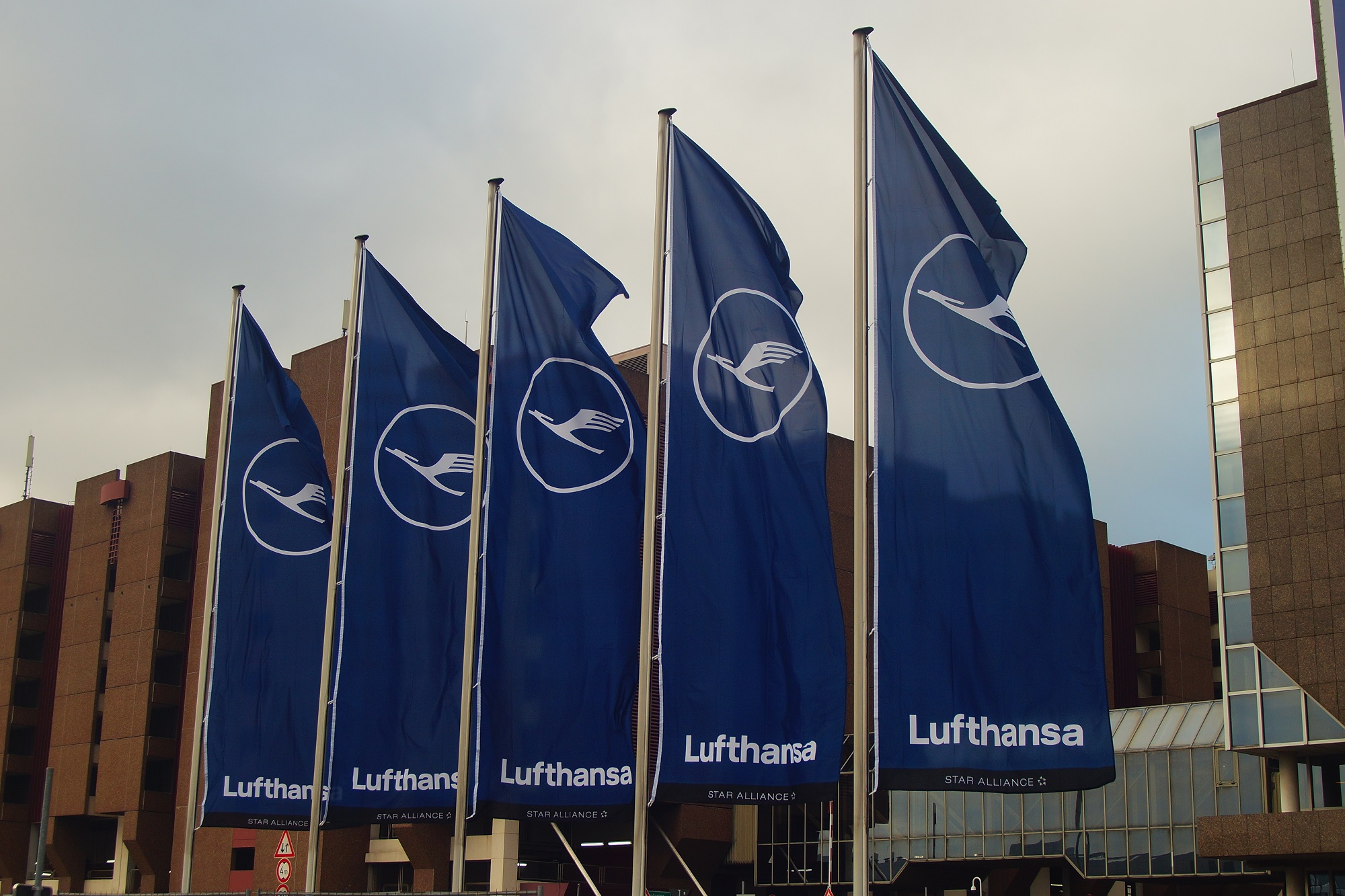 Lufthansa Logo Blue