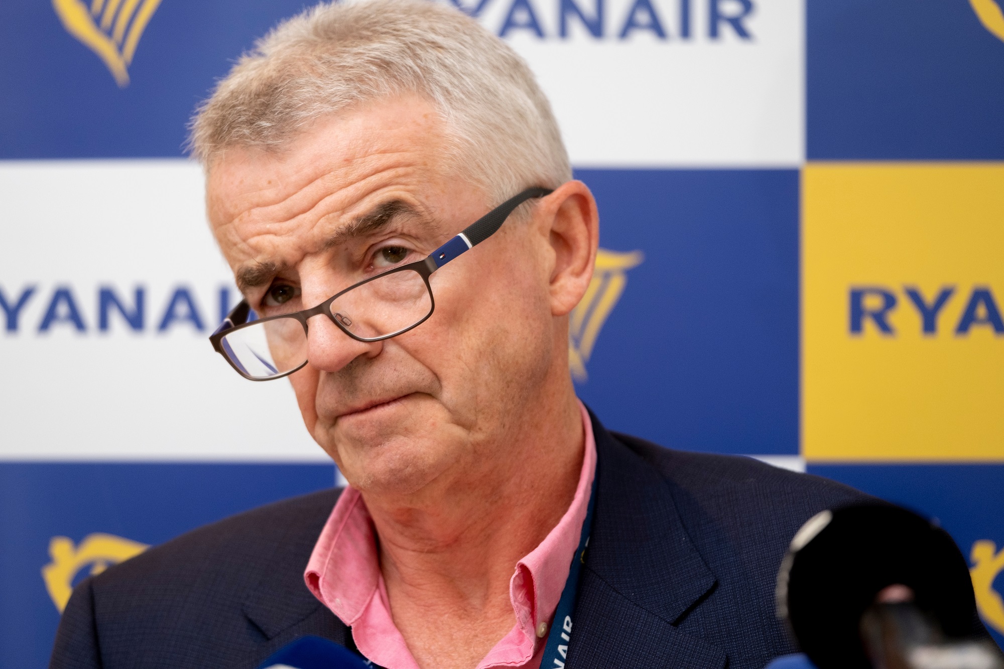 Ryanair CEO issues ultimatum after sixth drone-related airport closure ...