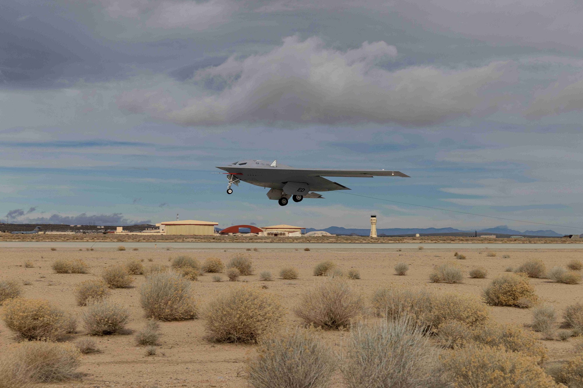 USAF releases first official images of B-21 Raider in flight
