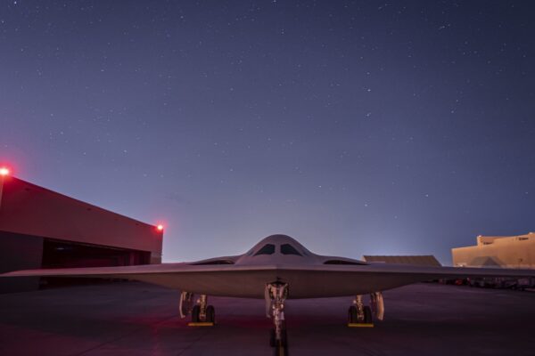 Northrop Grumman unveils the B-21 Raider, the future USAF strategic ...