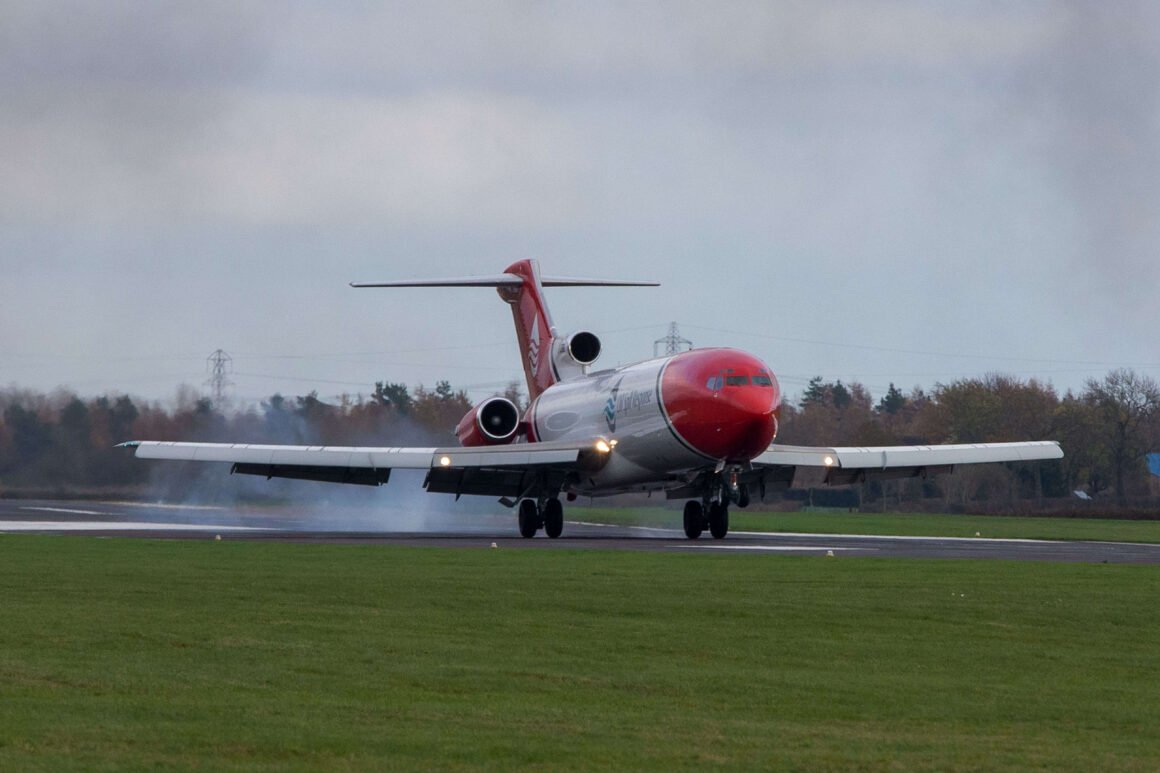 On board the final Boeing 727 flight from Doncaster - AeroTime
