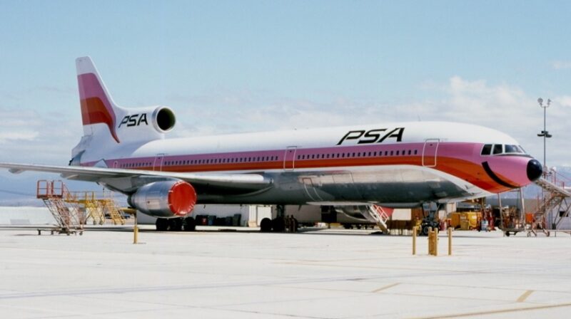 PSA-Airlines-Lockheed.jpg - AeroTime