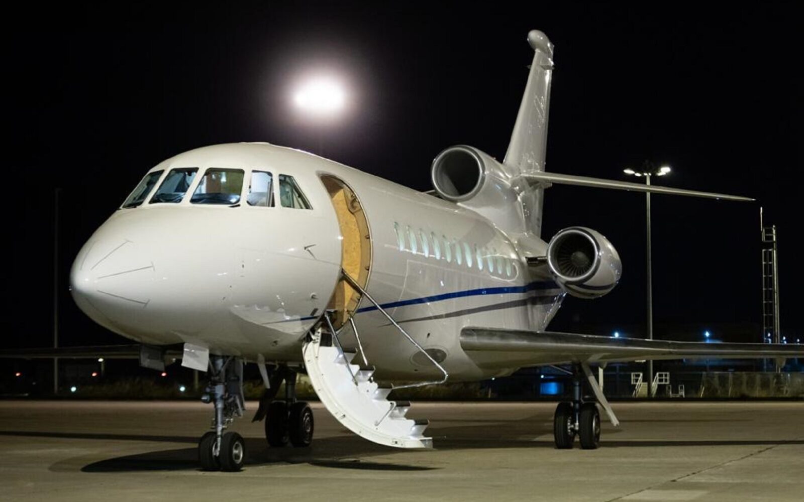 Cocaine Force One: Portugal turns drug smuggling jet into presidential ...