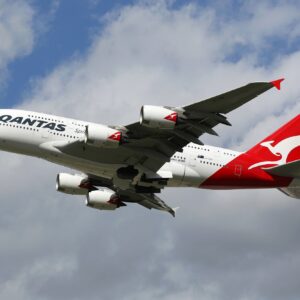 Qantas details Airbus A380 retirement plans with new order - AeroTime