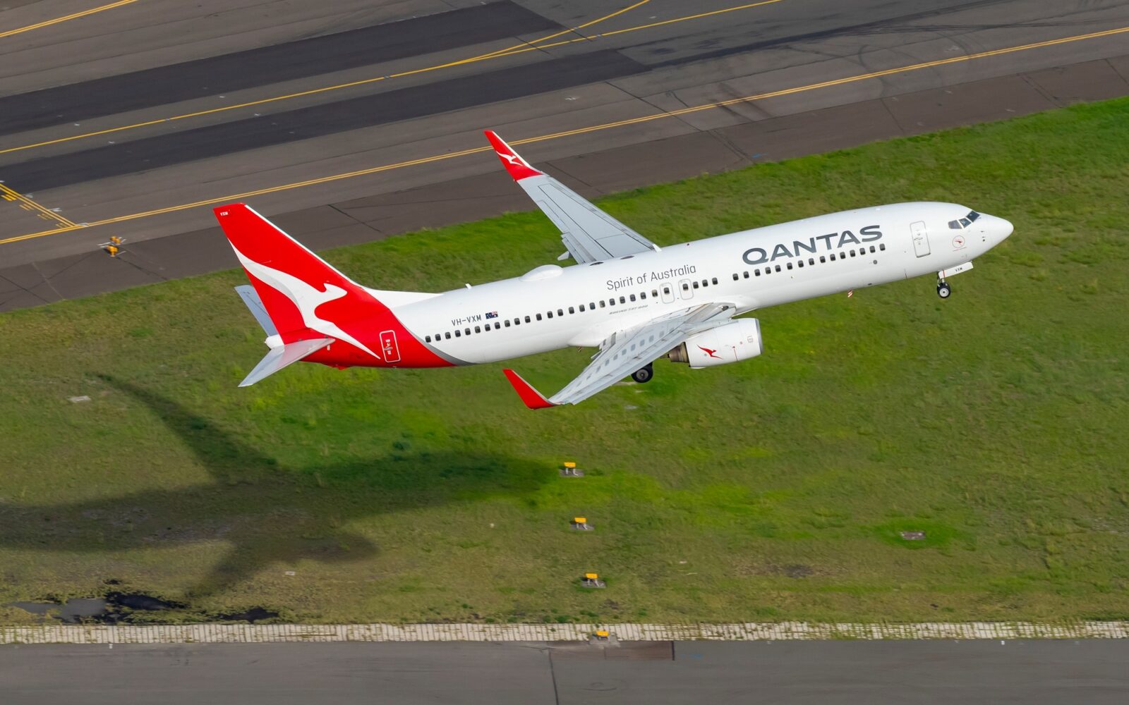 Qantas ‘reputational’ damage leads to chairman’s retirement