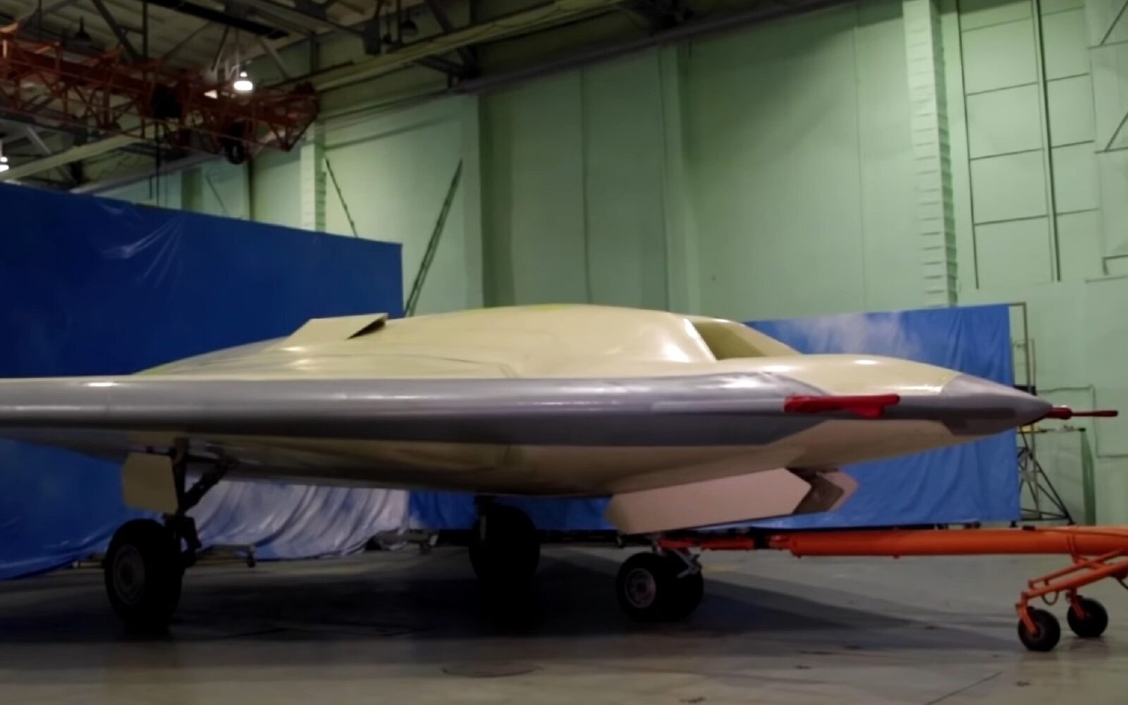 Russian S-70 Okhotnik production set for H2 2024