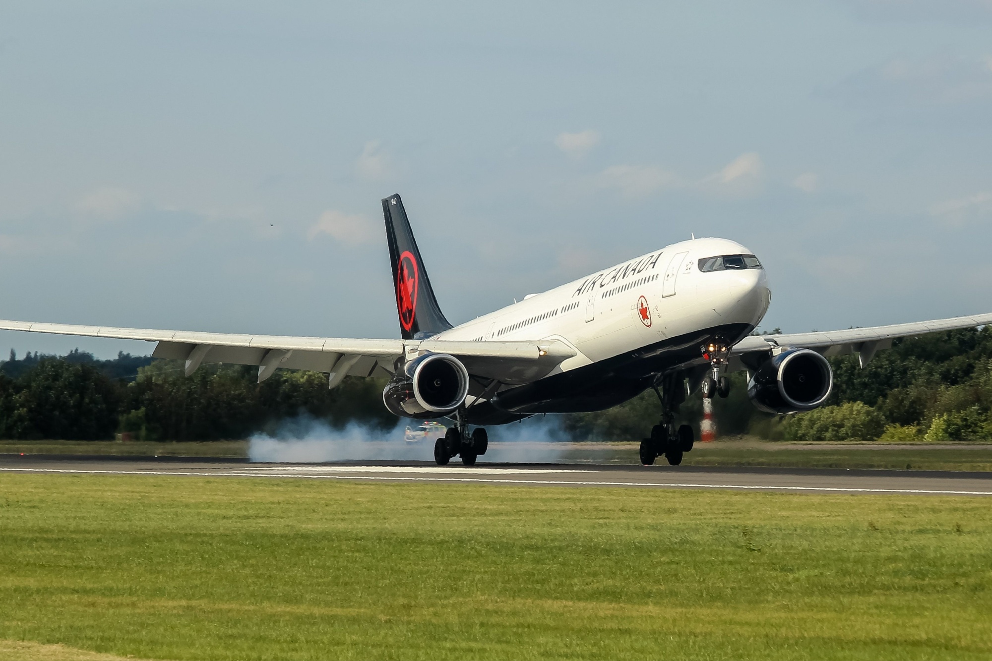 Air Canada flight canceled after crew outburst over blanket - AeroTime