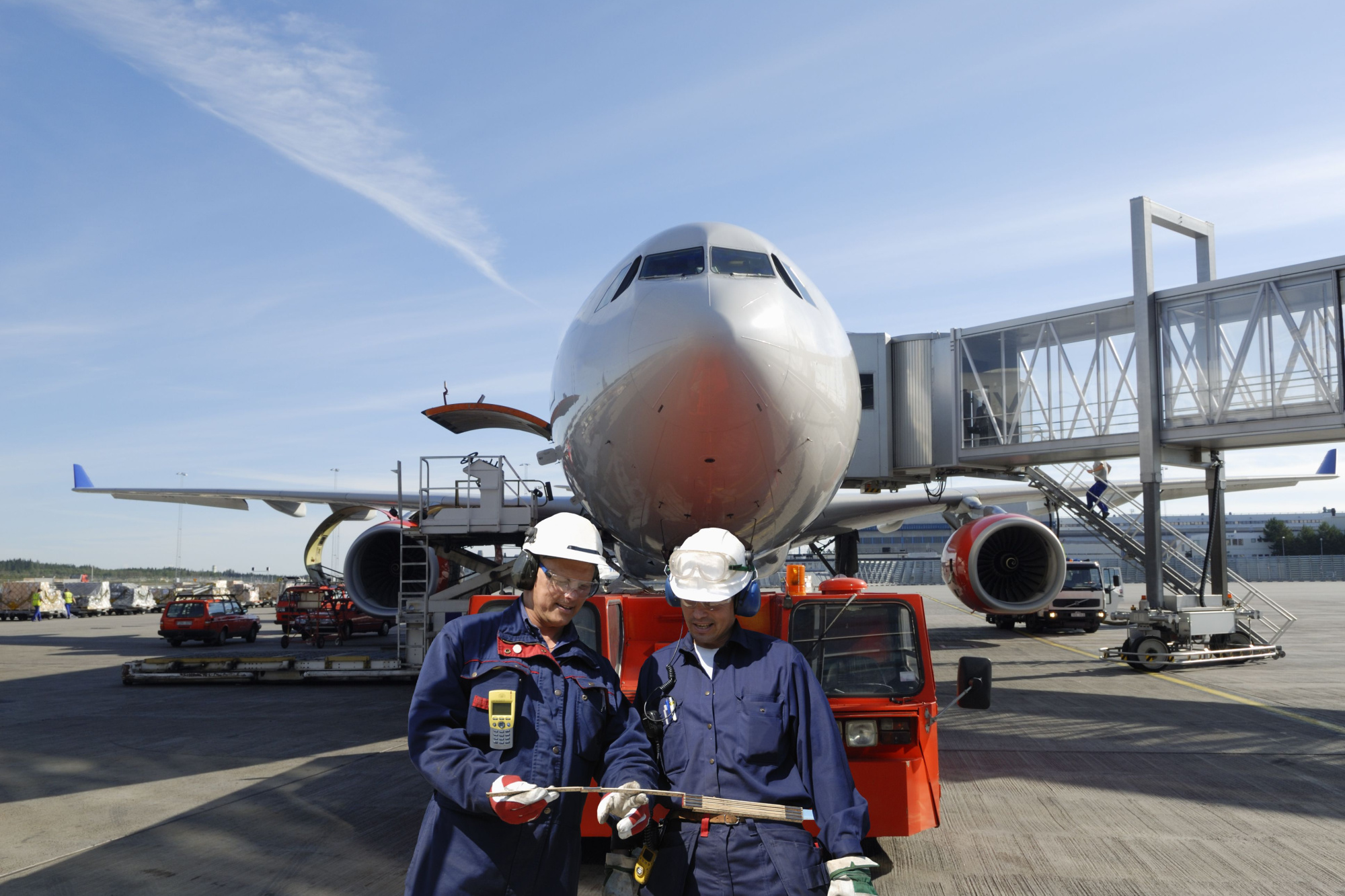 ANA, JAL launch flight mechanic scholarship amid shortage - AeroTime