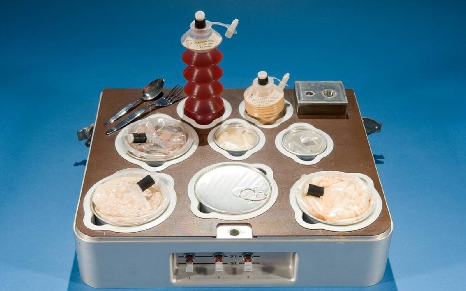 Space food: from squeezable tubes to culinary marvels