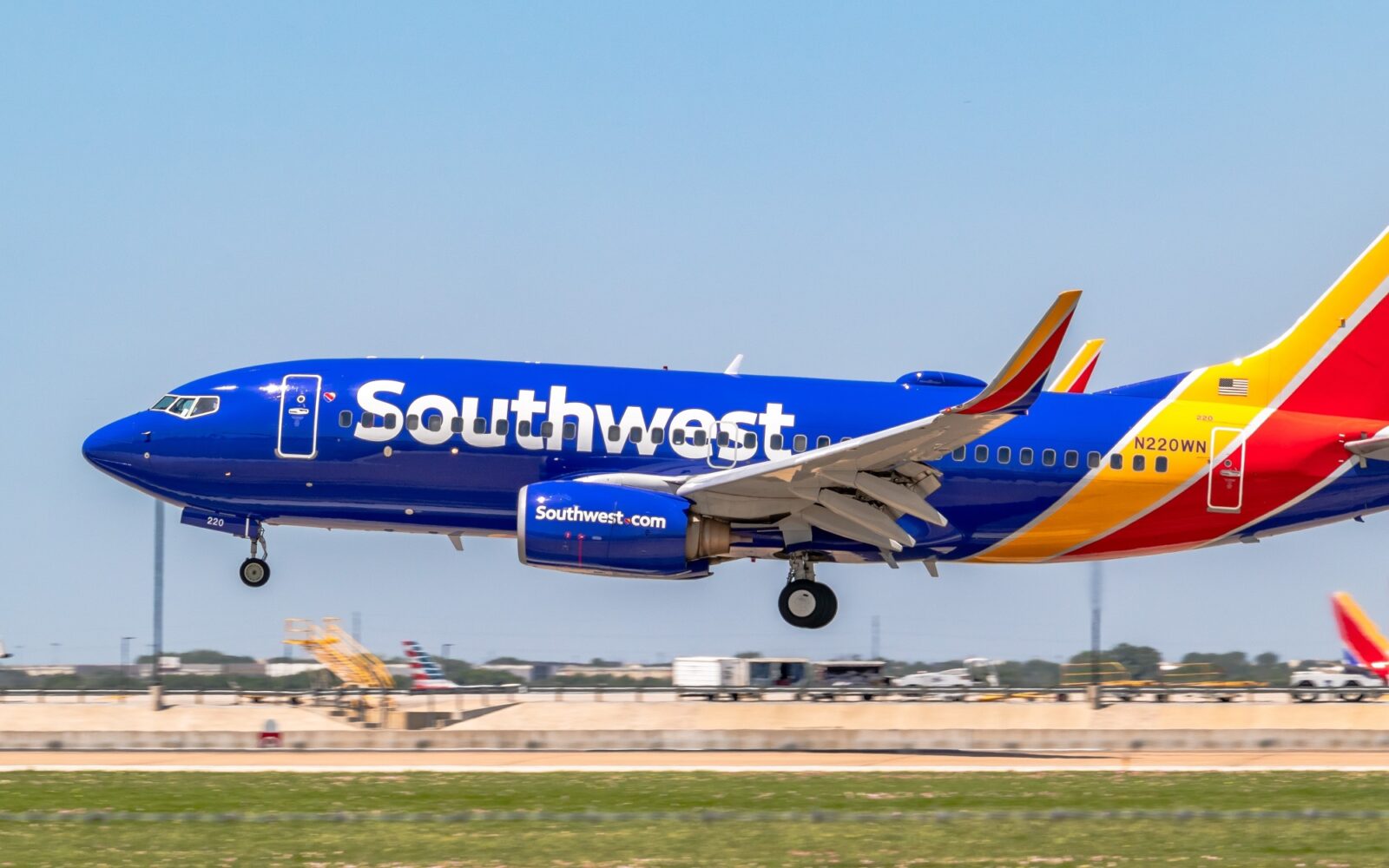Southwest CEO won’t resign as second investor raises doubts
