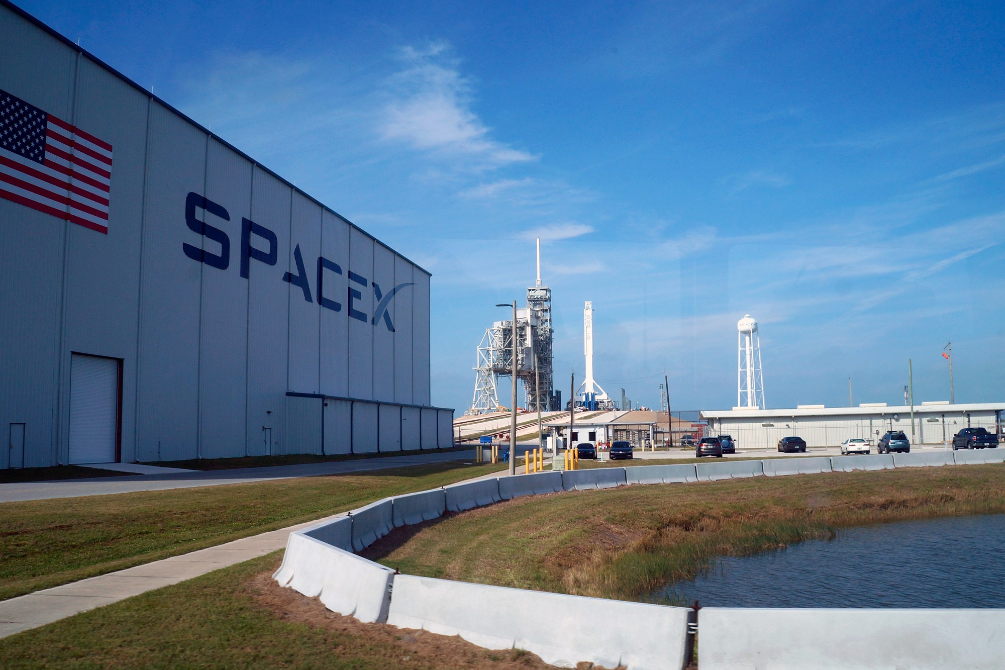 SpaceX delays launch of US military space drone X-37B - AeroTime