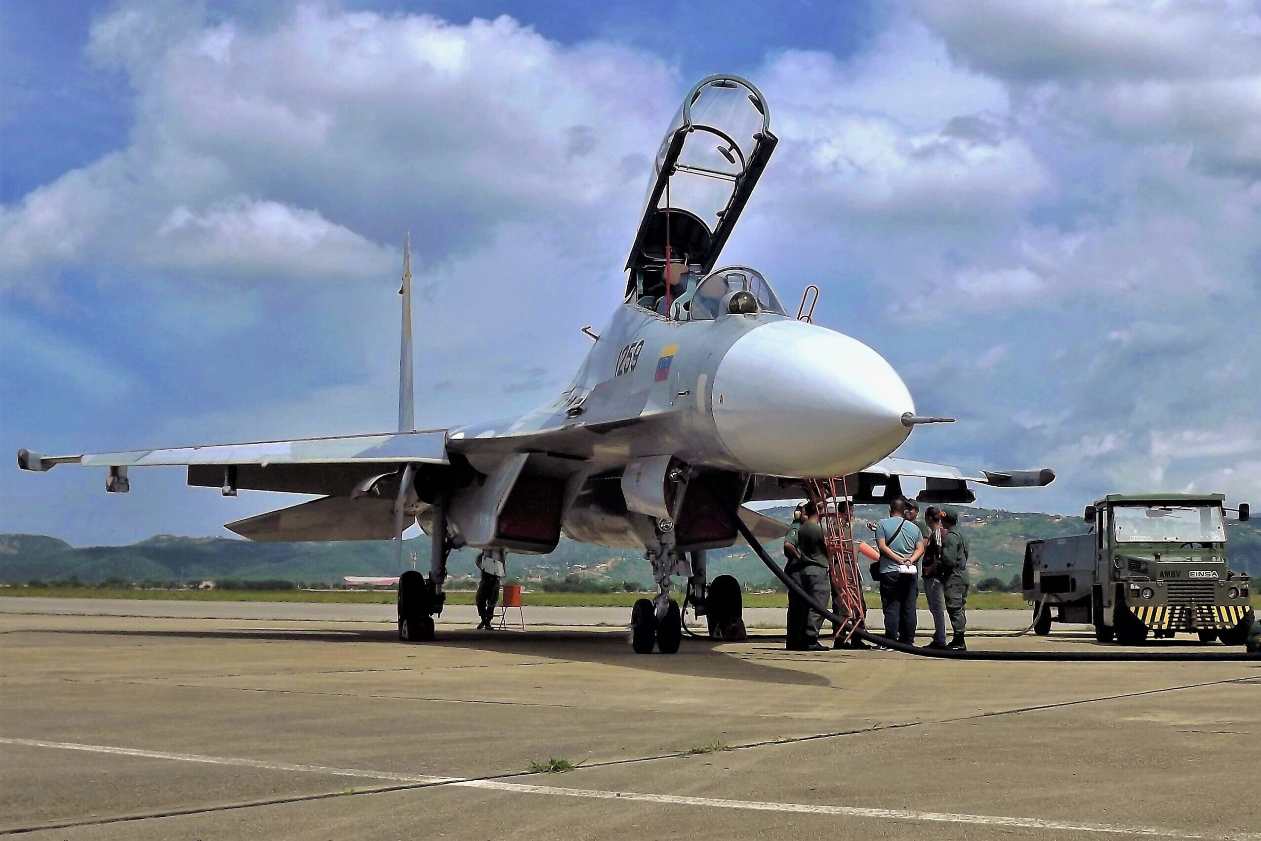 Pilot dies after Sukhoi-30MK2 crashes in Venezuela