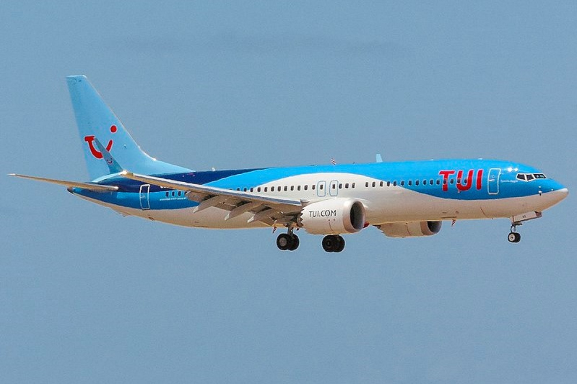 Gatwick-bound TUI flight drops off aircraft part in Africa