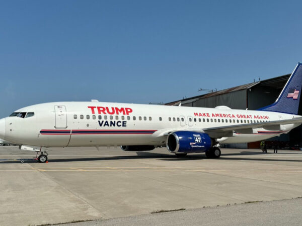 ATR unveils plans for hybrid version of its best-selling turboprop ...