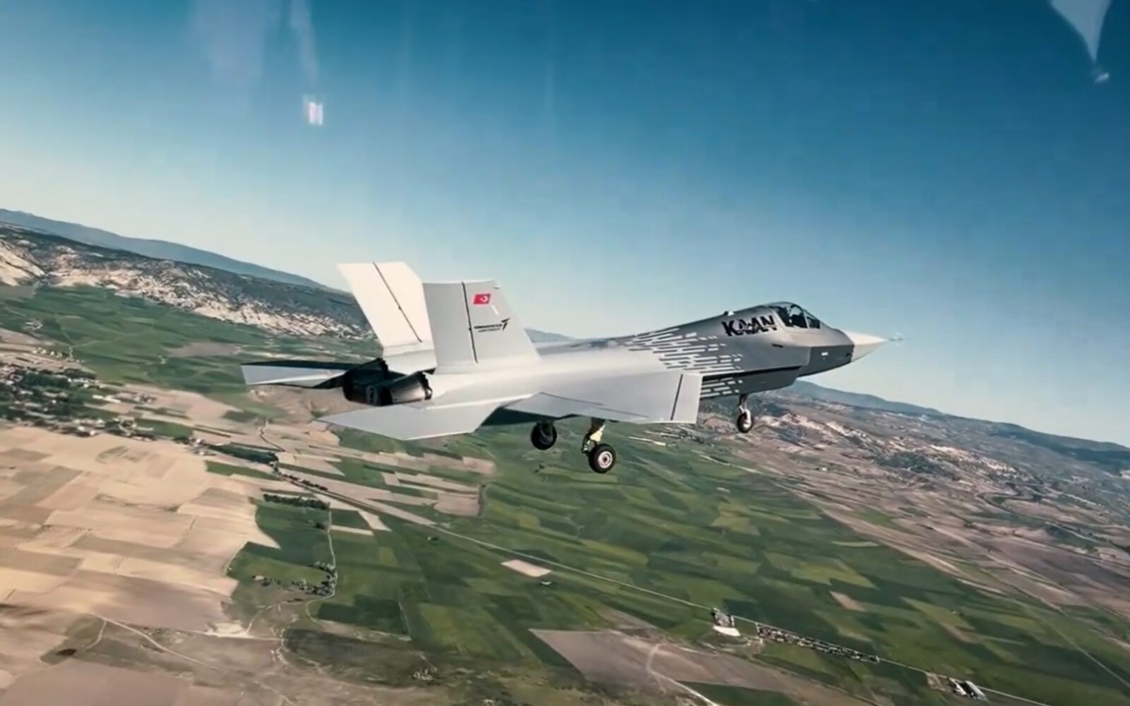 Turkey's KAAN fighter jet conducts second test flight: video