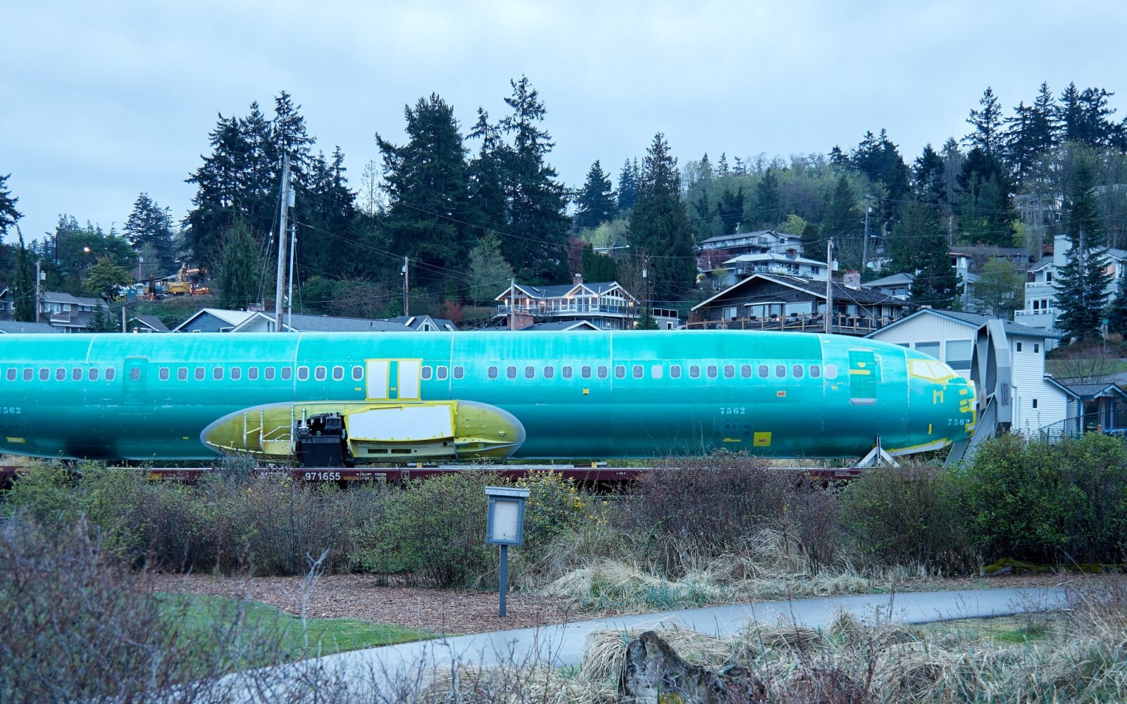 Bridge collapse causes logistical issue for B737 production - AeroTime