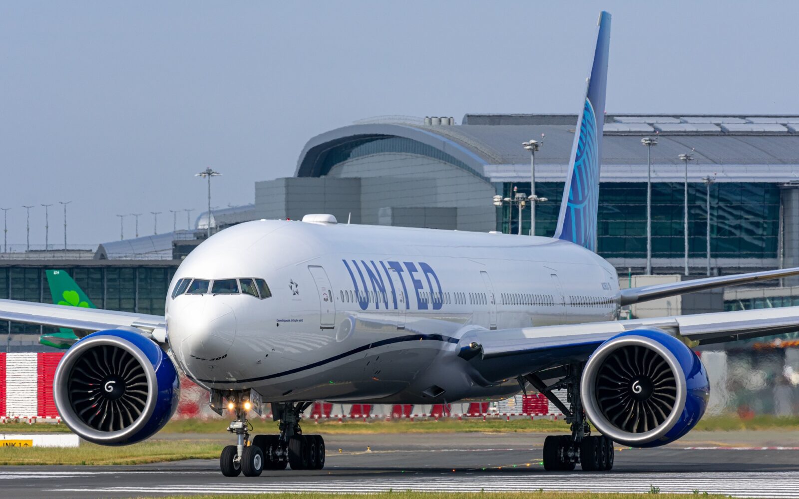 United Airlines FAs refute CEO’s overstaffing claims - AeroTime