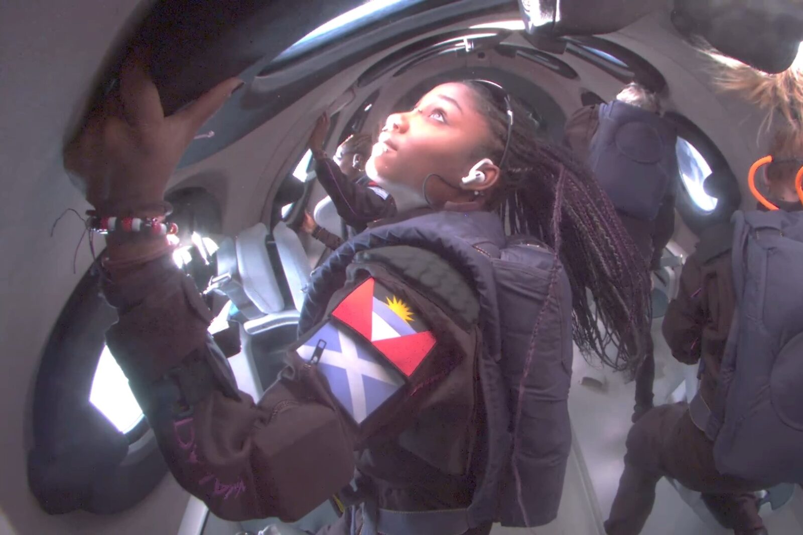 Civilian crew launched into space on Virgin Galactic flight